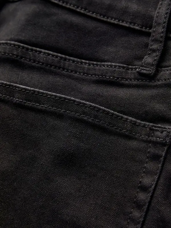 FRAME Frayed Hem Jeans