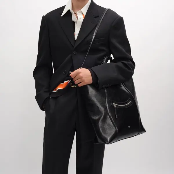 Celine Vertical Cabas Smile Luggage In Shiny Calfskin - Black
