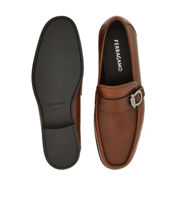 FERRAGAMO Gancini Detail Loafers - Brown