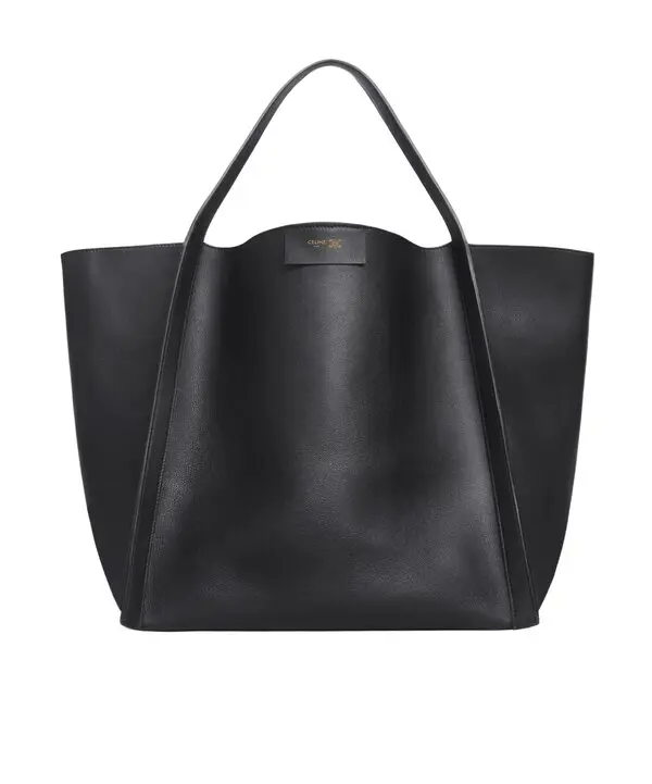 Celine Medium Cube Bag In Supple Calfskin - Black