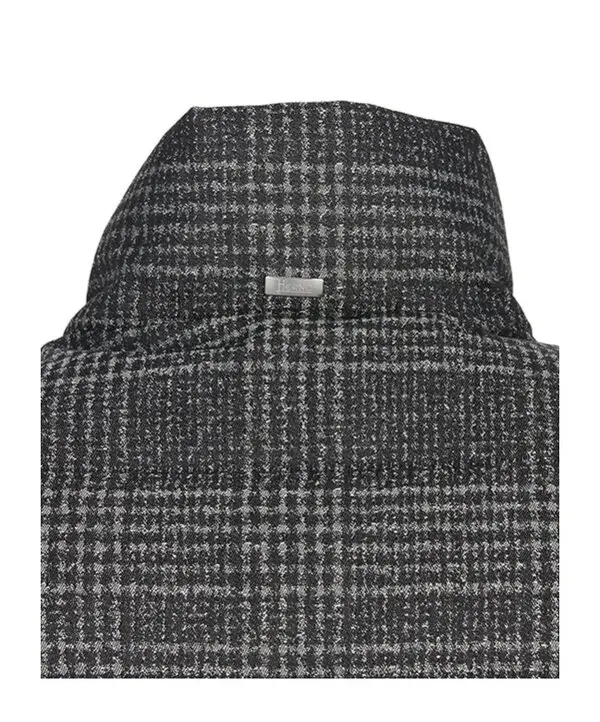 Herno Long-sleeved Down Jacket With Stand Collar