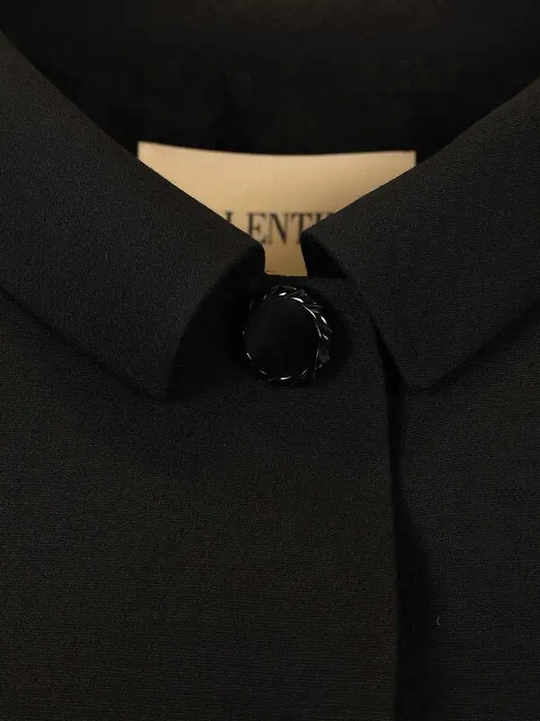 Valentino Garavani Logo Plaque Long Sleeved Jacket