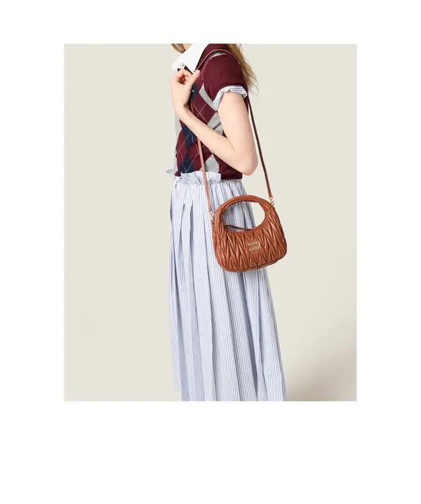 Miu Miu Matelassé Zipped Handbag - Brown