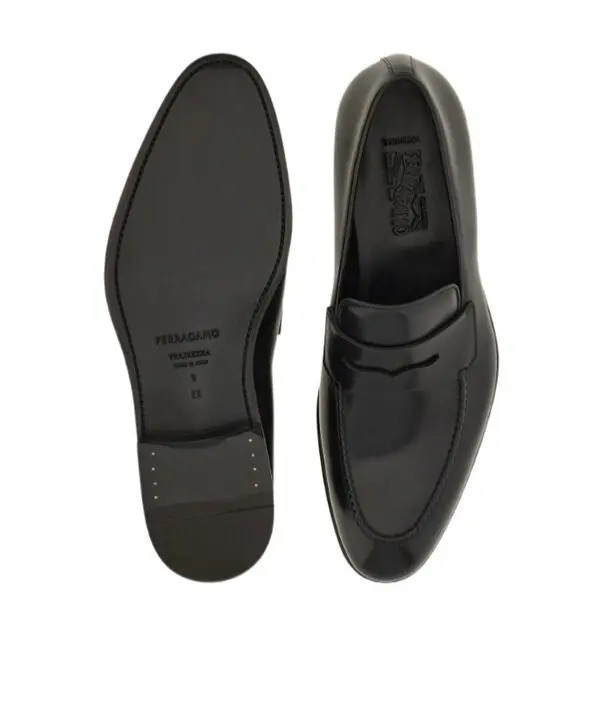 FERRAGAMO Tramezza Penny Loafer - Black