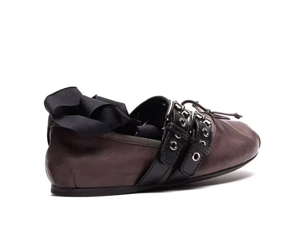 Miu Miu Strappy Ballerina Flats With Bow Detailing - Black