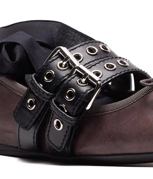Miu Miu Strappy Ballerina Flats With Bow Detailing - Black
