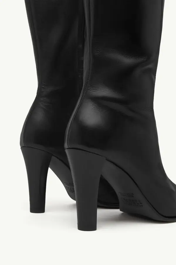 MAISON MARGIELA Pointed-toe High Heel Boots - Black