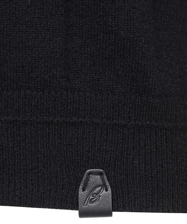 Brioni Ribbed Crew Neck Long Sleeve Sweater