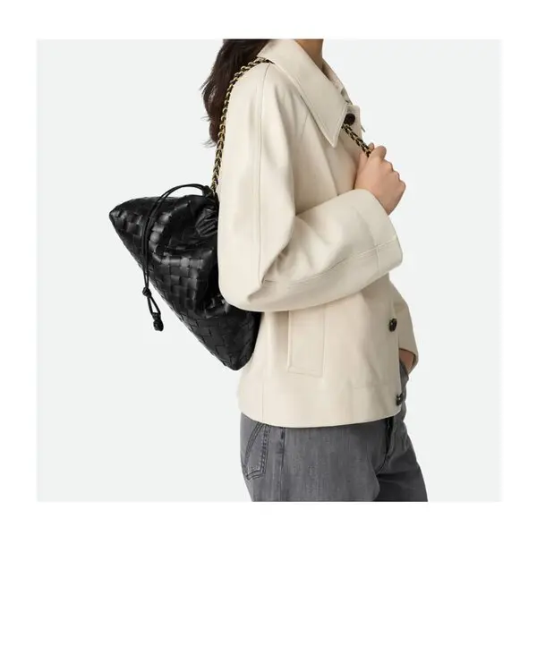 Bottega Veneta Intrecciato Drawstring Shoulder Bag - Black