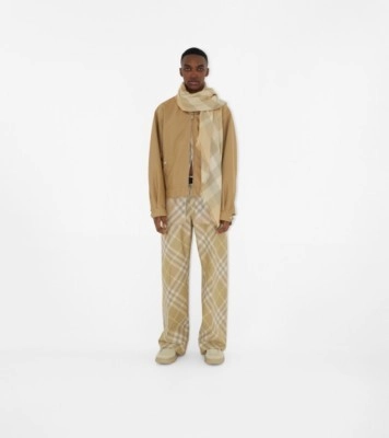 Burberry Vintage Check Frayed-edge Scarf