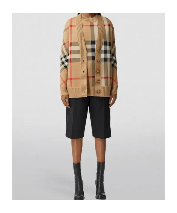 Burberry Vintage Checked Knitted Cardigan