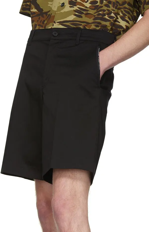 Givenchy Label Patch Chino Shorts - Black