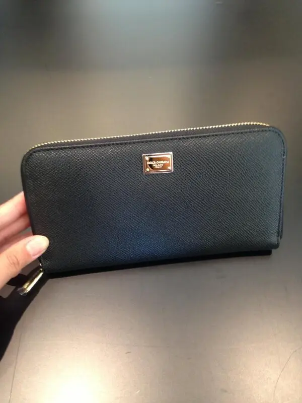 Dolce & Gabbana Dolce Gabbana Logo Plaque Zip-around Wallet - Black