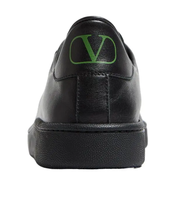 Valentino Garavani Royco Vlogo Signature Lace-up Sneakers - Black