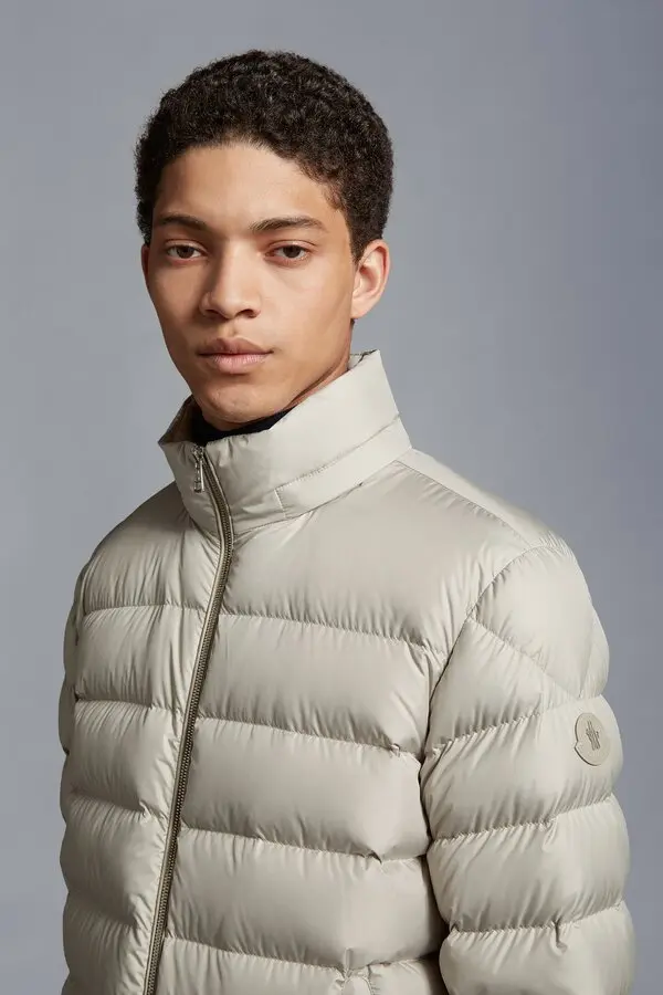 Moncler Arneb Zip-up Padded Jacket - Beige