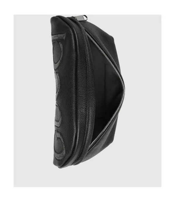 Gucci Logo-embossed Leather Belt Bag