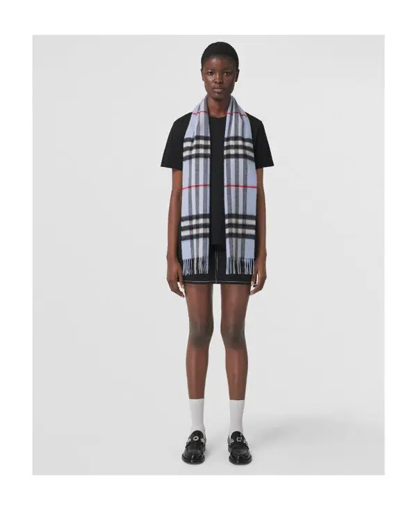 Burberry Vintage Check Fringed Scarf