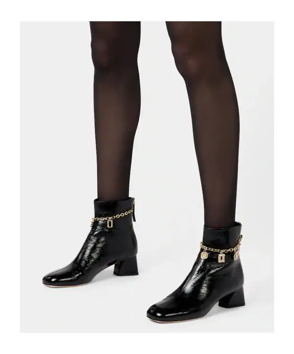 ROGER VIVIER Tres Vivier Ankle Boots With Crystal Embellishments