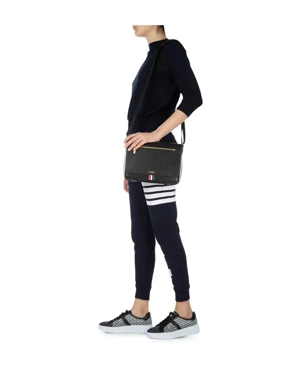 Thom Browne Pebble Leather Messenger Bag - Black