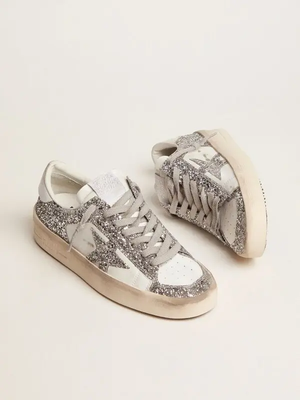GOLDEN GOOSE Star Patch Low-top Sneakers - Nude