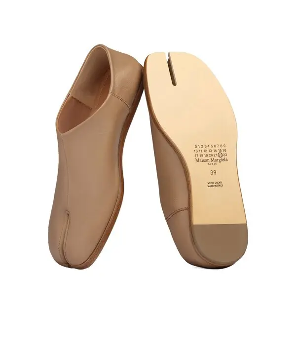 MAISON MARGIELA Tabi Split-toe Flats - Nude