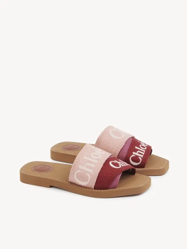Chloé Woody Logo Detailed Sandals - Brown