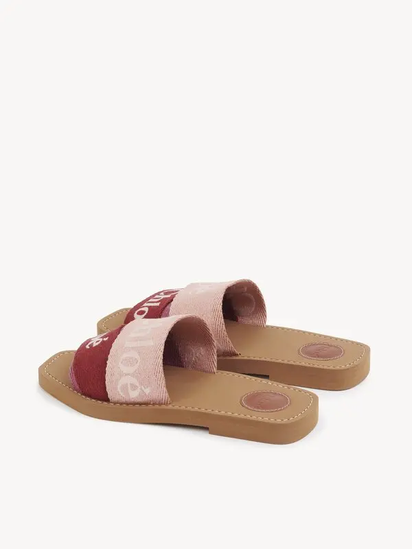 Chloé Woody Logo Detailed Sandals - Brown