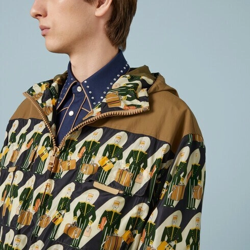 Gucci Graphic Print Zip-up Hooded Coat