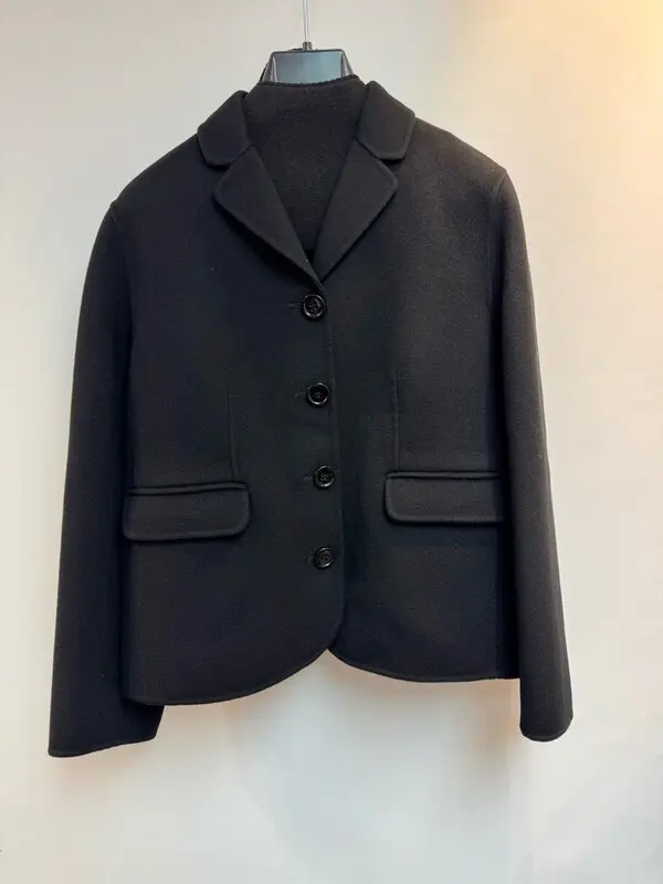 Max Mara Long Sleeve Collared Jacket - Black