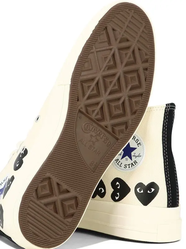 Play Comme Des Garcon High-top Sneakers With Heart Print - White