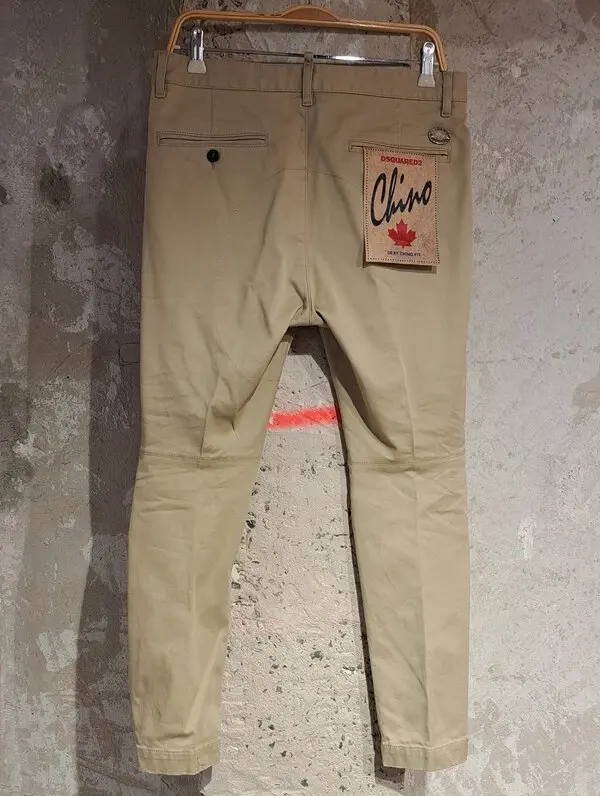Dsquared2 D2 Sexy Tapered-leg Chino Pants - Nude