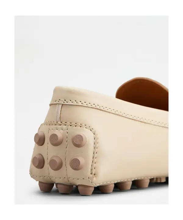 TOD'S Logo Plaque Slip-on Loafers - Beige