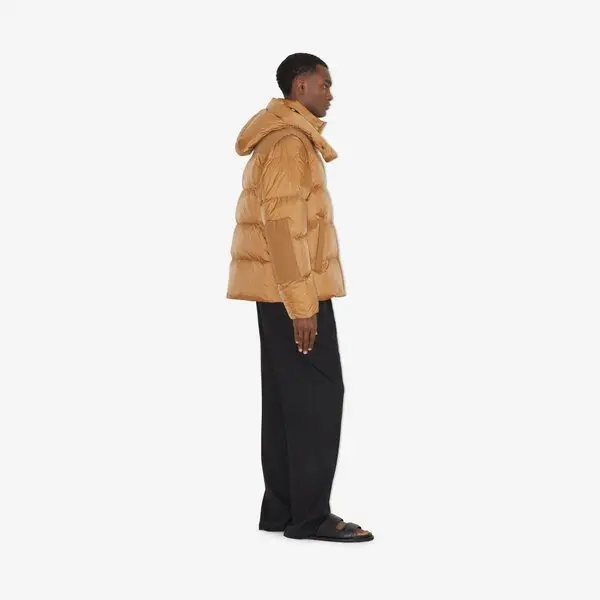 Burberry Padded Long Sleeve Hooded Jacket With Removable Sleeves - Nude