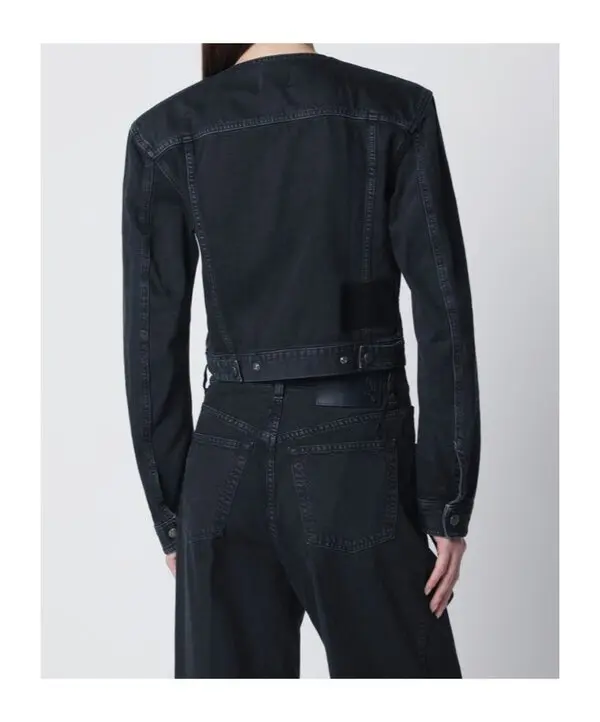 HAIKURE Buttoned Cropped Jacket