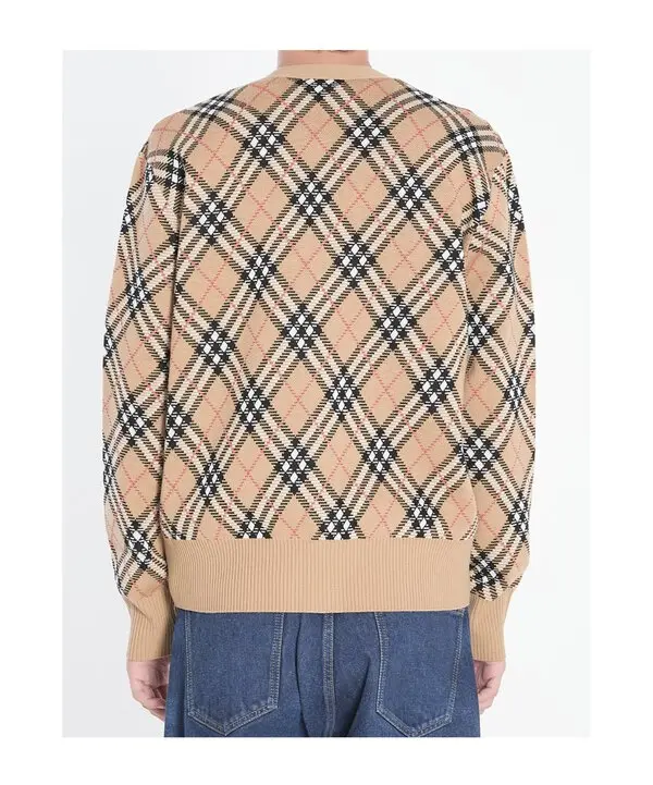 Burberry Checked V-neck Buttoned Cardigan