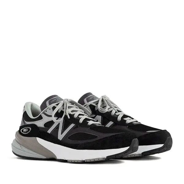 NEW BALANCE 990v6 Lace-up Sneakers - Black
