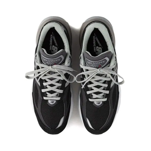 NEW BALANCE 990v6 Lace-up Sneakers - Black