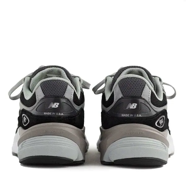 NEW BALANCE 990v6 Lace-up Sneakers - Black