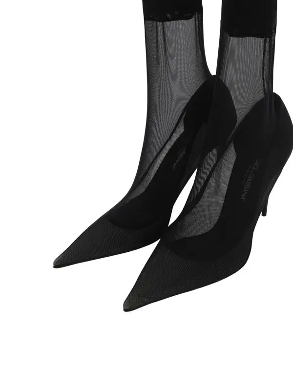 Dolce & Gabbana Dolce Gabbana Pointed-toe Logo-plaque Ankle Boots - Black