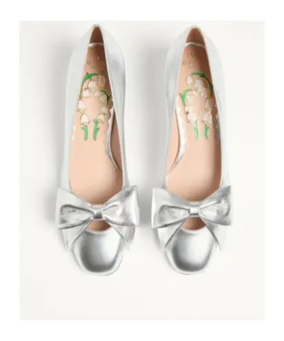 Valentino Garavani Bow Detail Square Toe Pumps