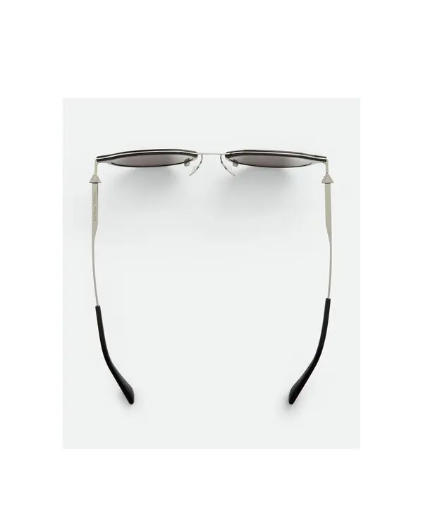 Bottega Veneta Oval Frame Sunglasses