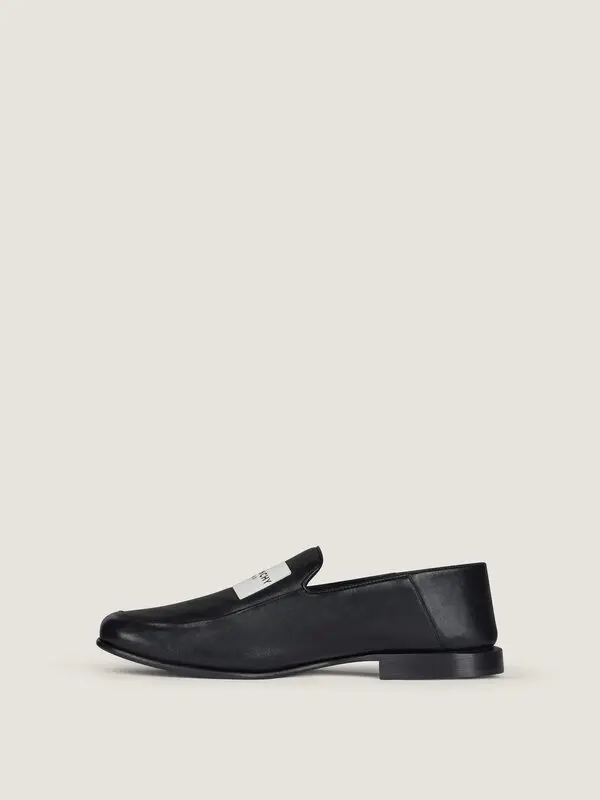 Givenchy Label Loafers In Leather - Black