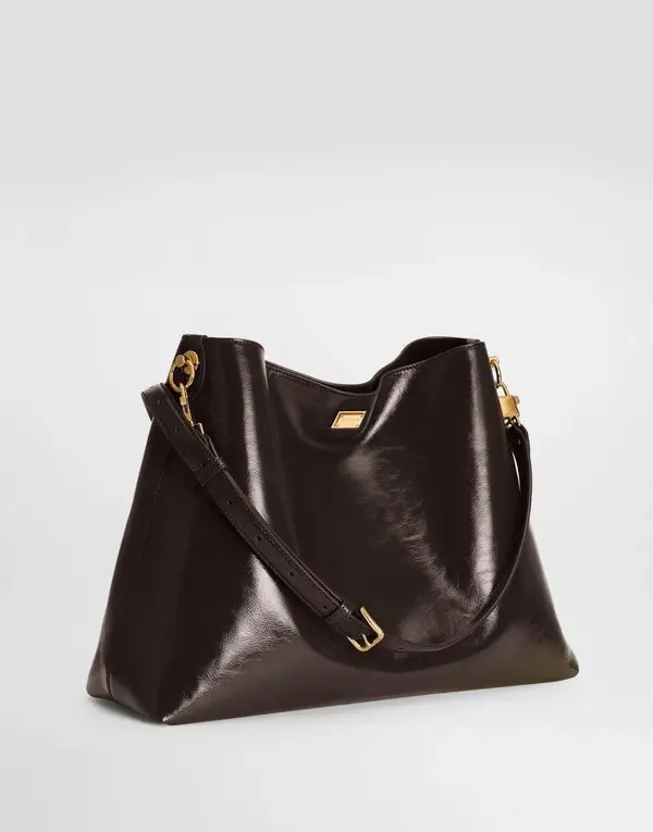 Dolce & Gabbana Large Vittoria Shoulder Bag With Logo Plaque - Black