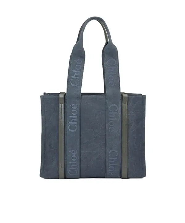 Chloé Logo Shoulder Bag