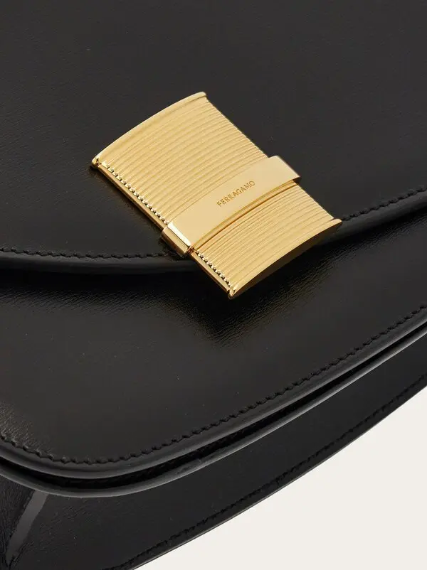 FERRAGAMO Gancio Flip Shoulder Bag - Black