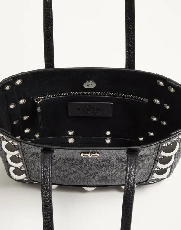 Valentino Garavani Vlogo Plaque Eyelet Detailed Shoulder Bag