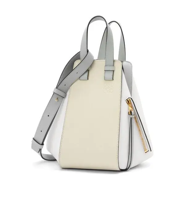 Loewe Small Hammock Bag In Classic Calfskin - Nude