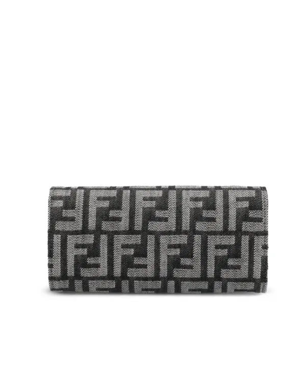 Fendi Baguette Continental Chained Wallet - Nude