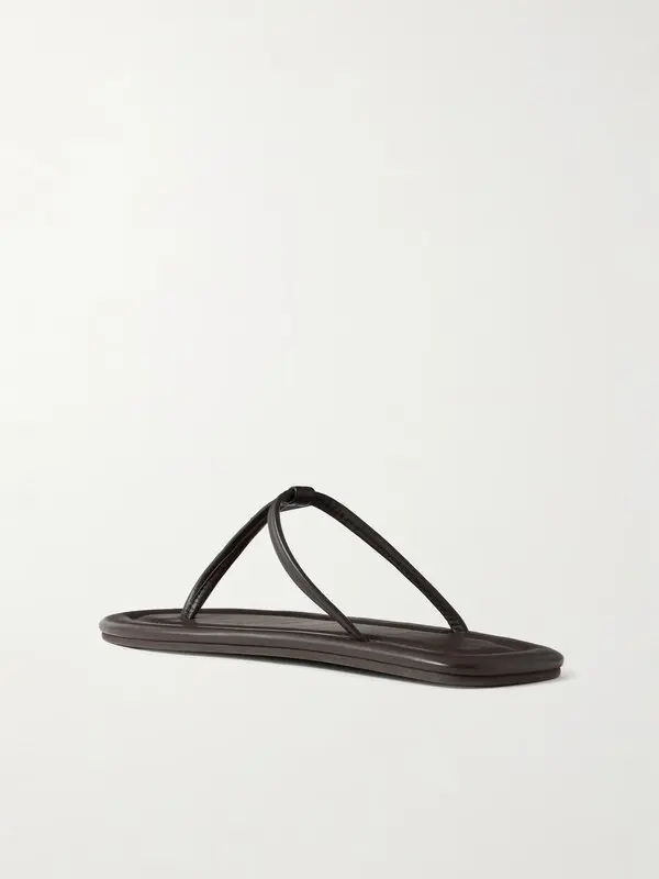 ST. AGNI Leather T-strap Sandals - Chocolate-colored