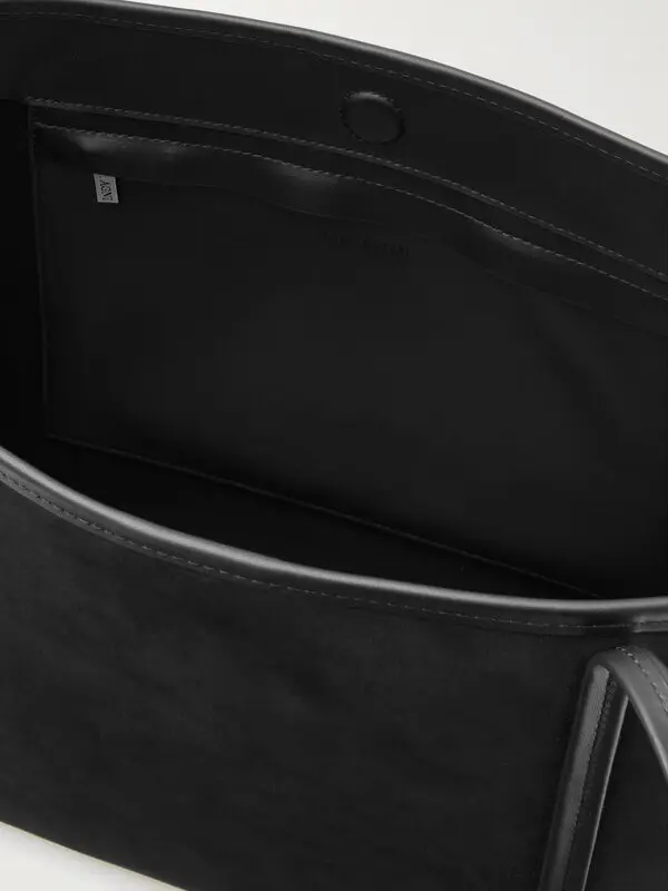 ST. AGNI Bateau Handbag - Black